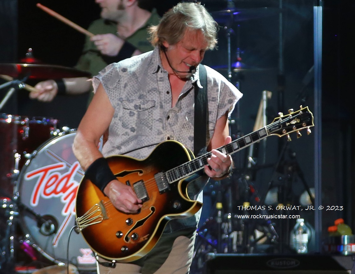 Ted Nugent/Hillbilly Vegas – Kodak Center Theater, Rochester, NY 07/25 ...